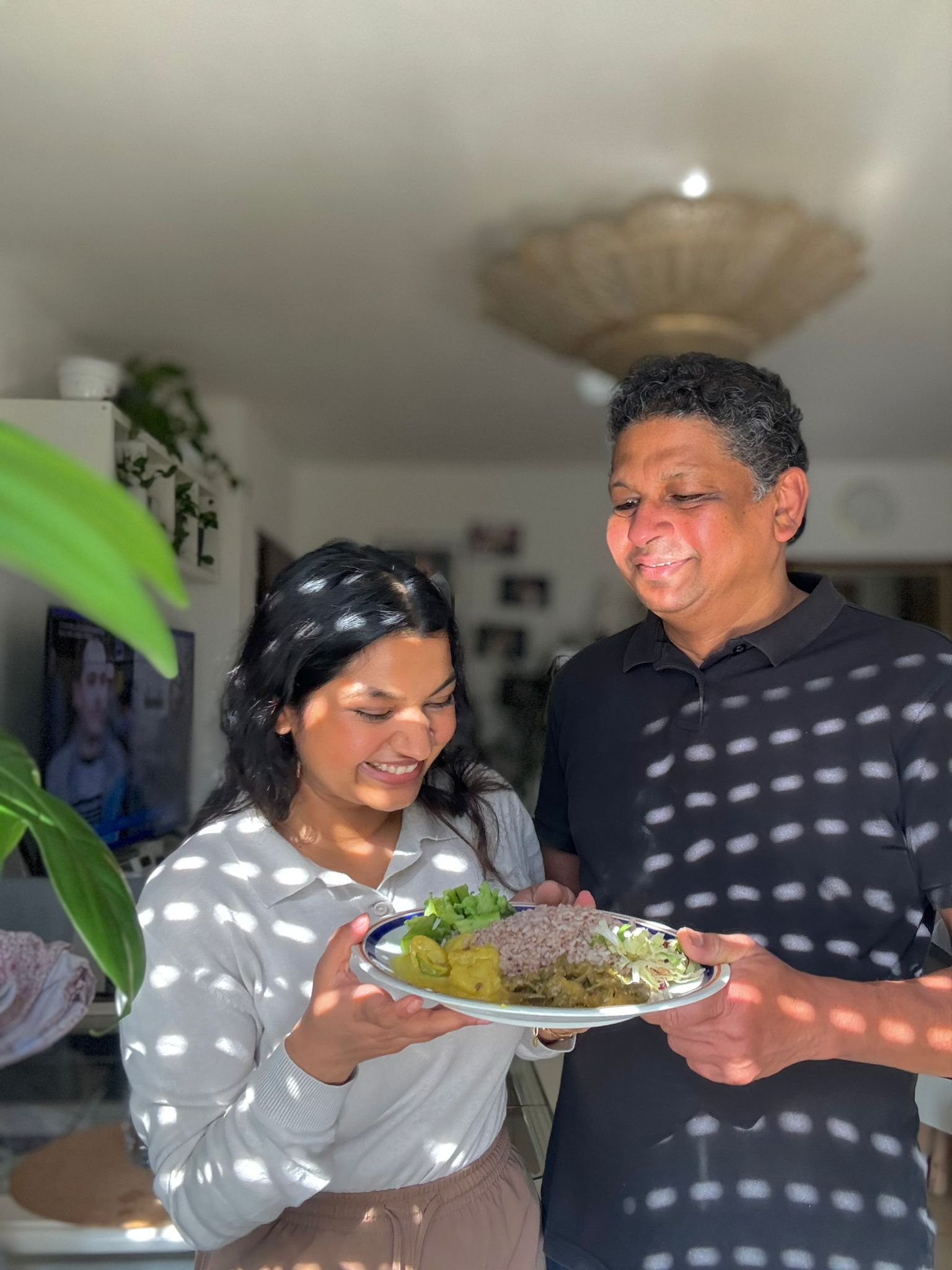 TikTok හරහා රසවත් ආහාර සංස්කෘතියක ශ්‍රී ලාංකේය උරුමයෙන් ලොවක් රස ගන්වන ...