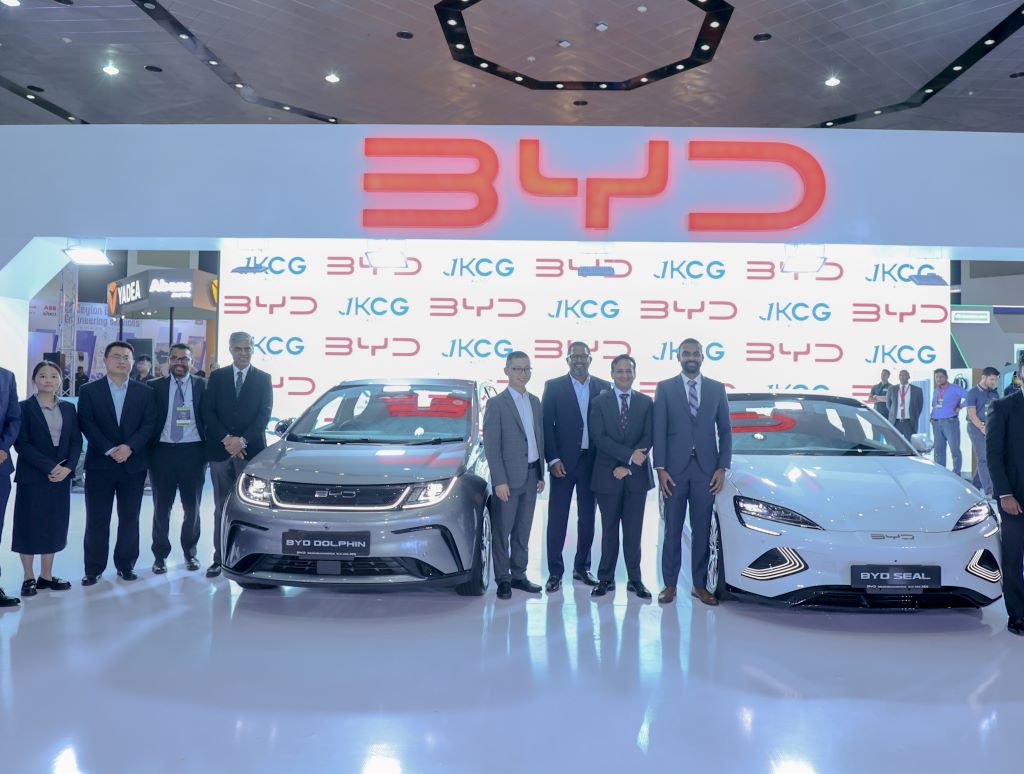இலங்கை போக்குவரத்தில் ஒரு தனித்துவமான திருப்புமுனை: JKCG Auto நிறுவனம் ...